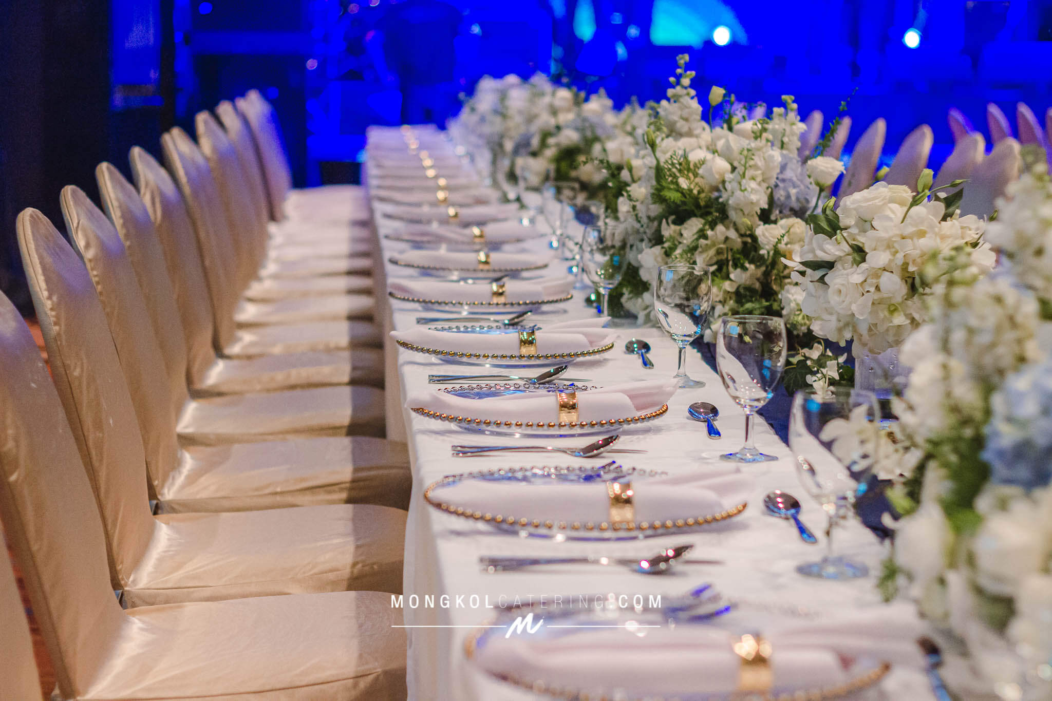 Western Set Sitdown dinner งานจบคอร์ส Next Real @ ตึกชินวัตร | บริการ ...