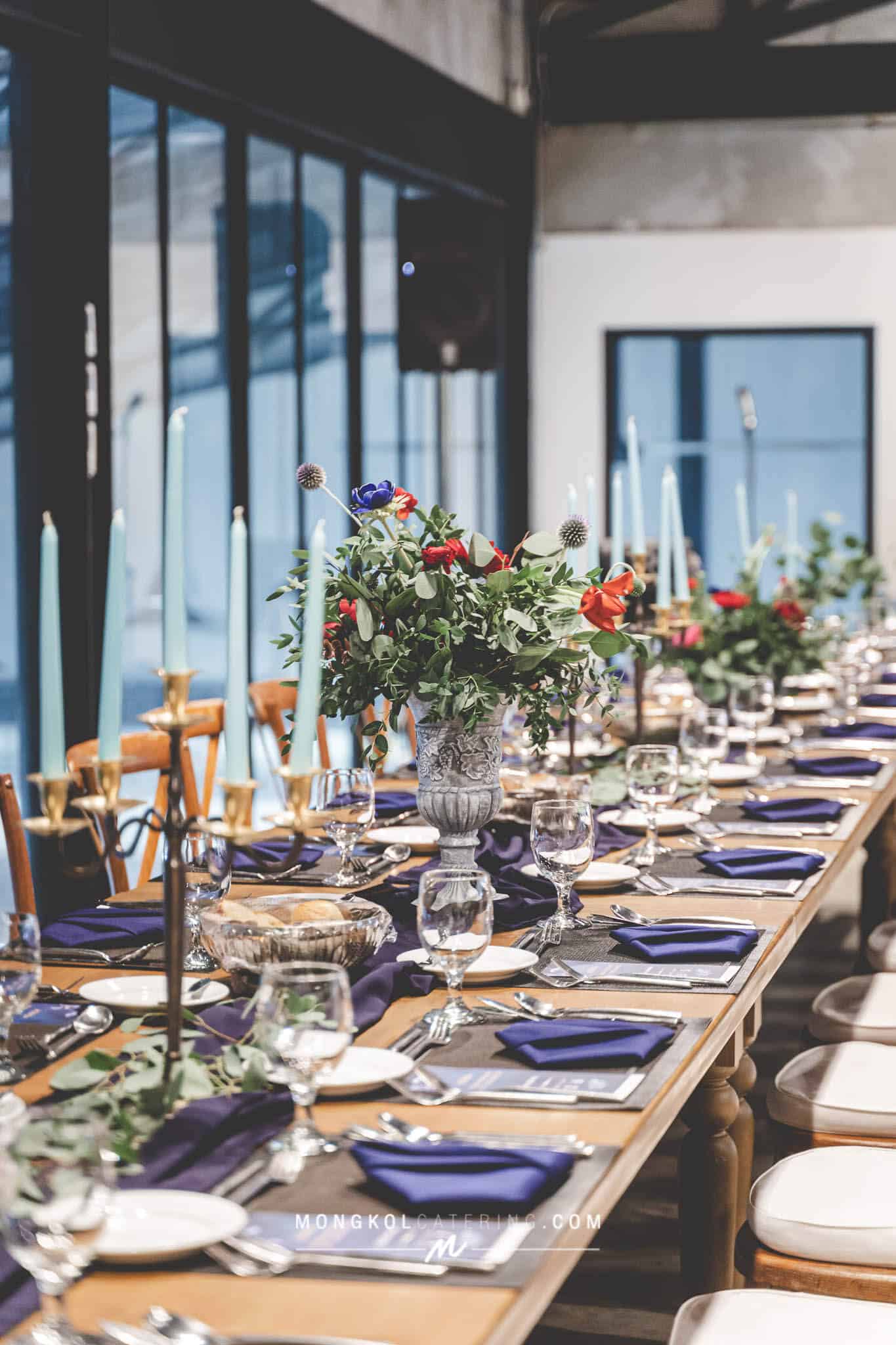 จัด Sit Down Dinner พร้อม จัดตกแต่งโต๊ะ Long Table ไม้สวยๆ @ Porsche ...